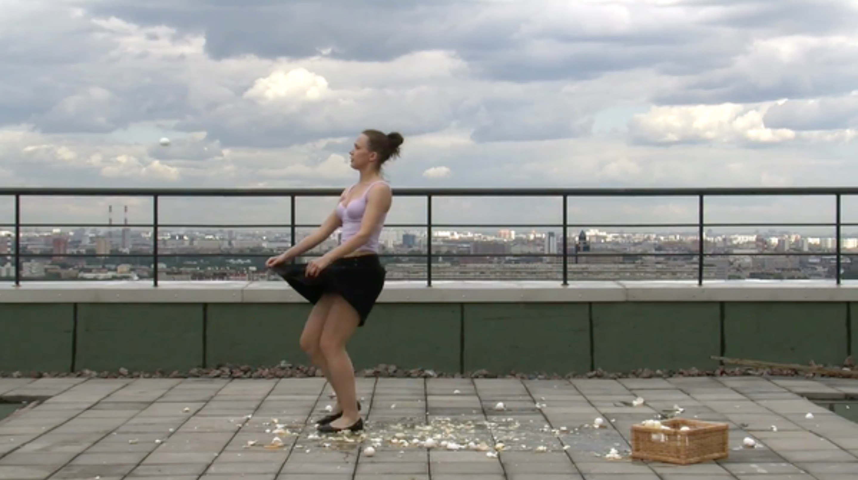 Polina Kanis - Eggs - CYLAND